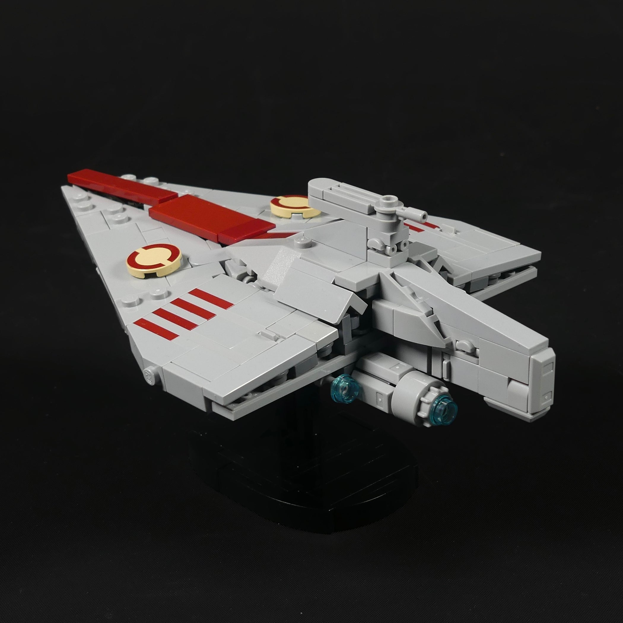 Acclamator-Class Assault Ship - Midi Scale — BrickVault