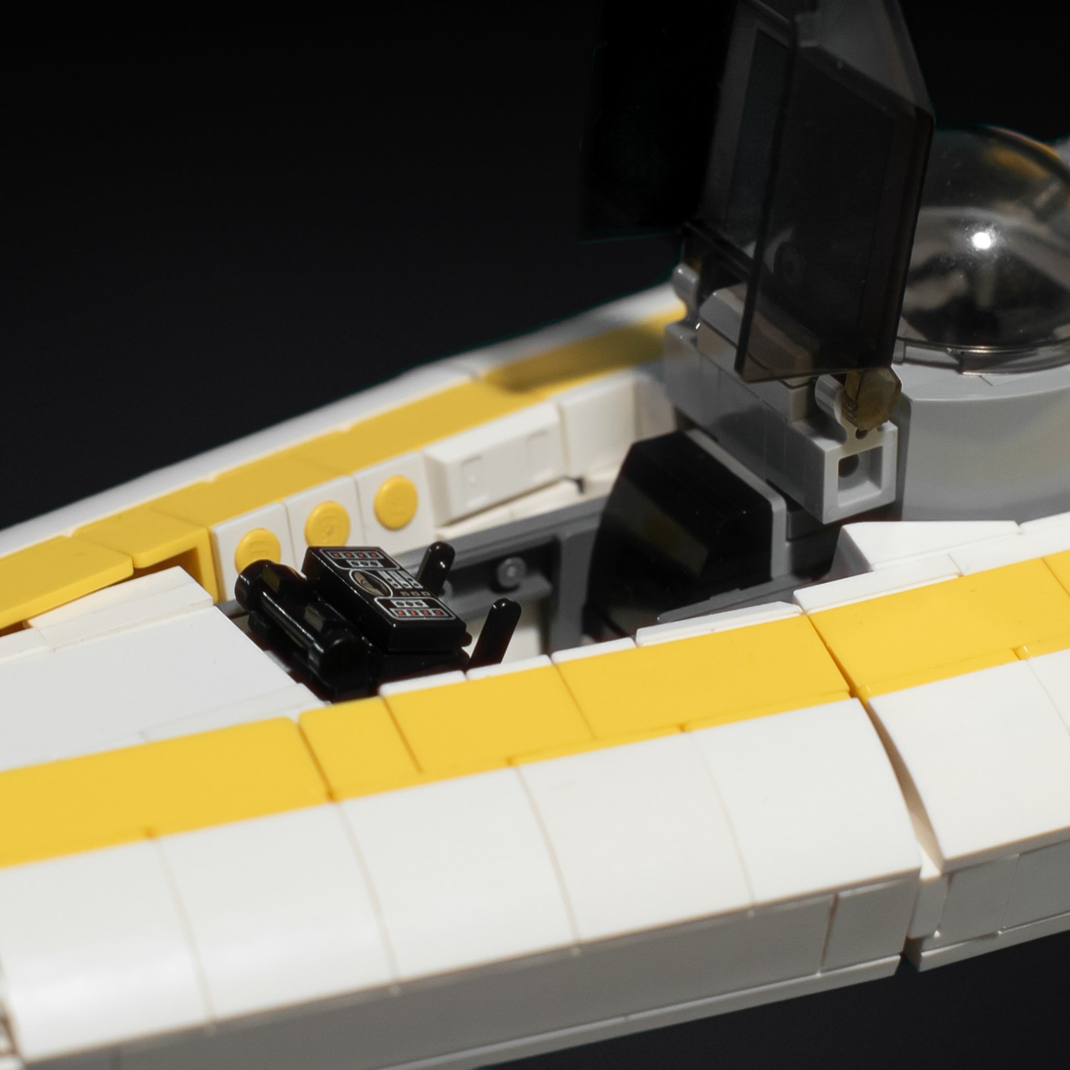 Republic Y-Wing Starfighter - Minifig Scale — BrickVault