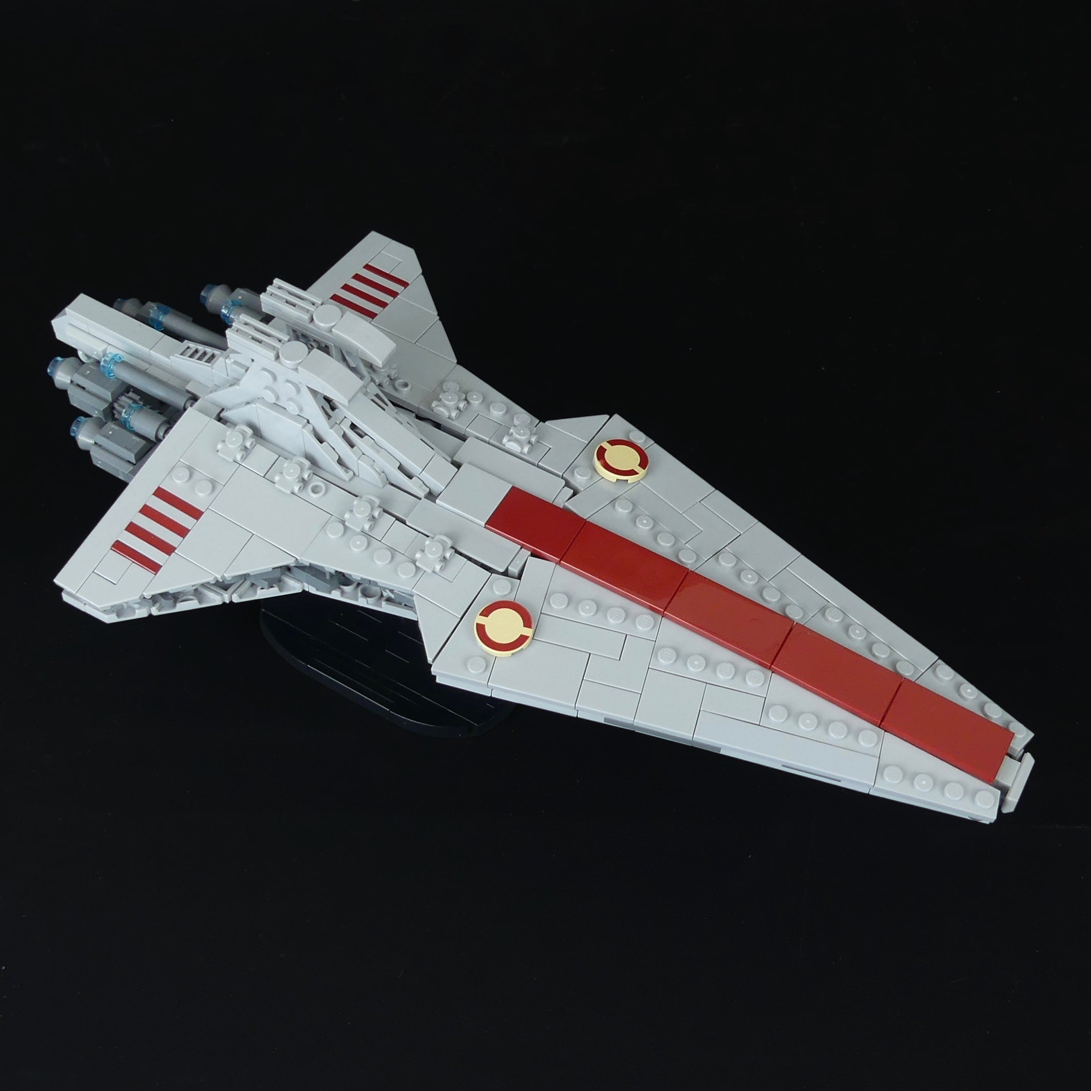 Venator-Class Star Destroyer - Midi Scale — BrickVault