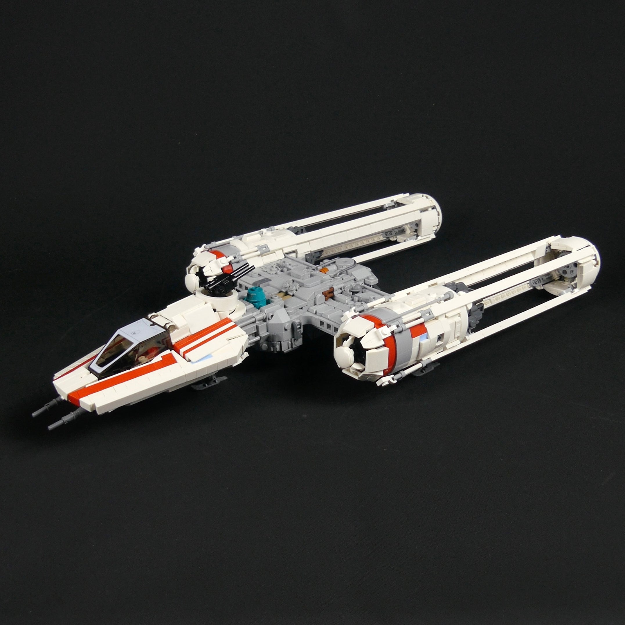 Resistance Y-Wing Starfighter - Minifig Scale — BrickVault