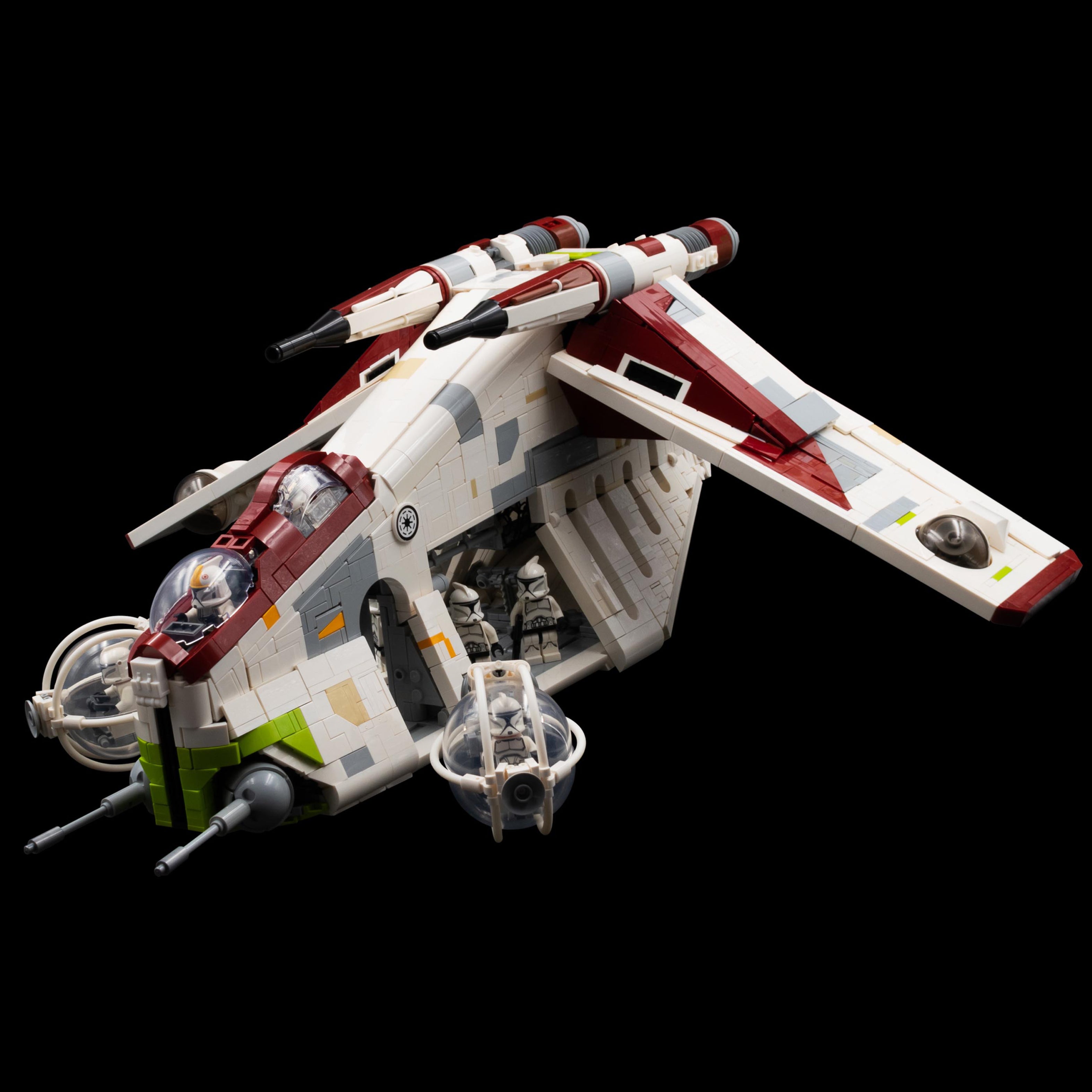 Republic Gunship - Minifig Scale (Episode 2/3) — BrickVault