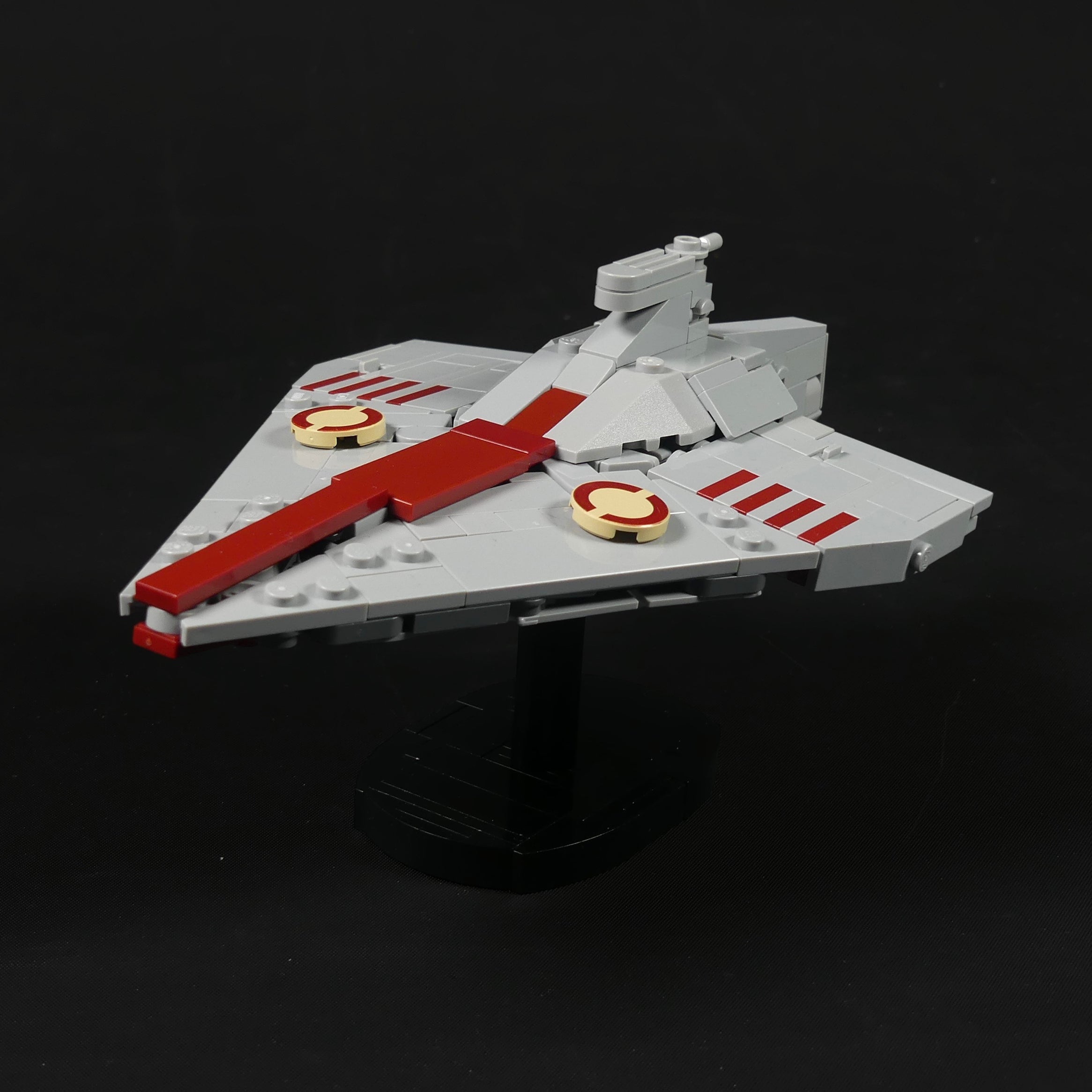 Acclamator-Class Assault Ship - Midi Scale — BrickVault