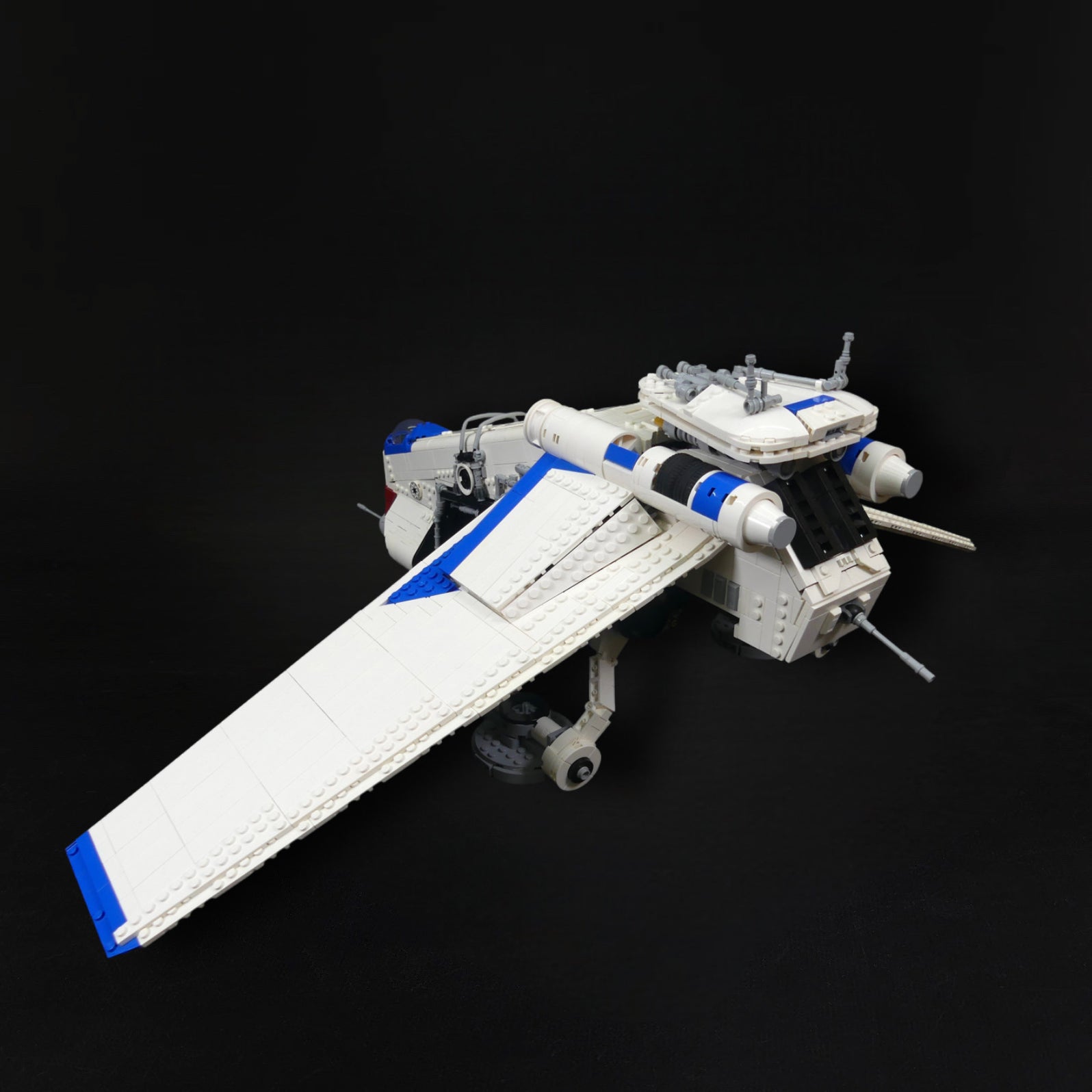 Republic Dropship - Minifig Scale — BrickVault