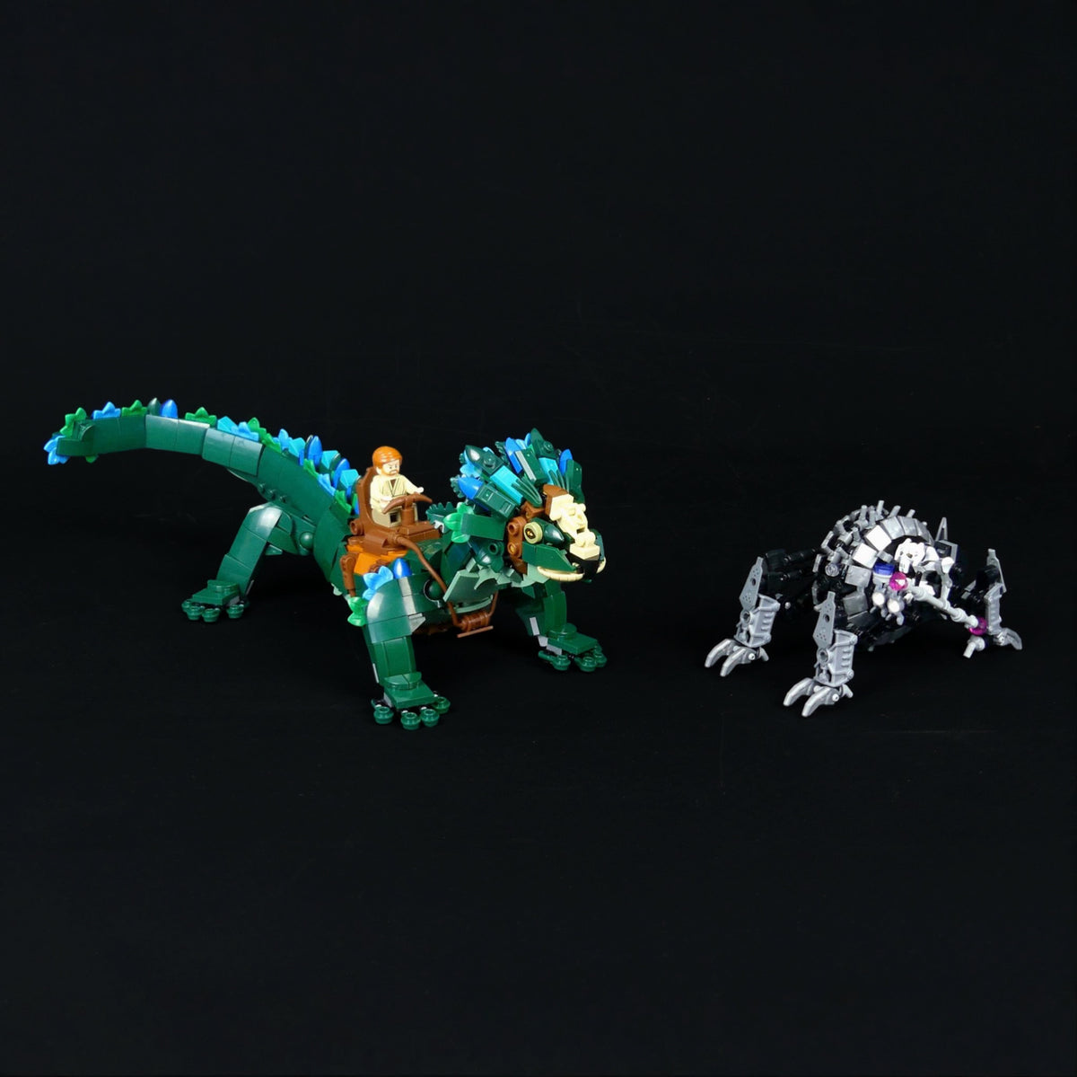 General Grievous' Wheel Bike & Varactyl Boga - Minifig Scale — BrickVault
