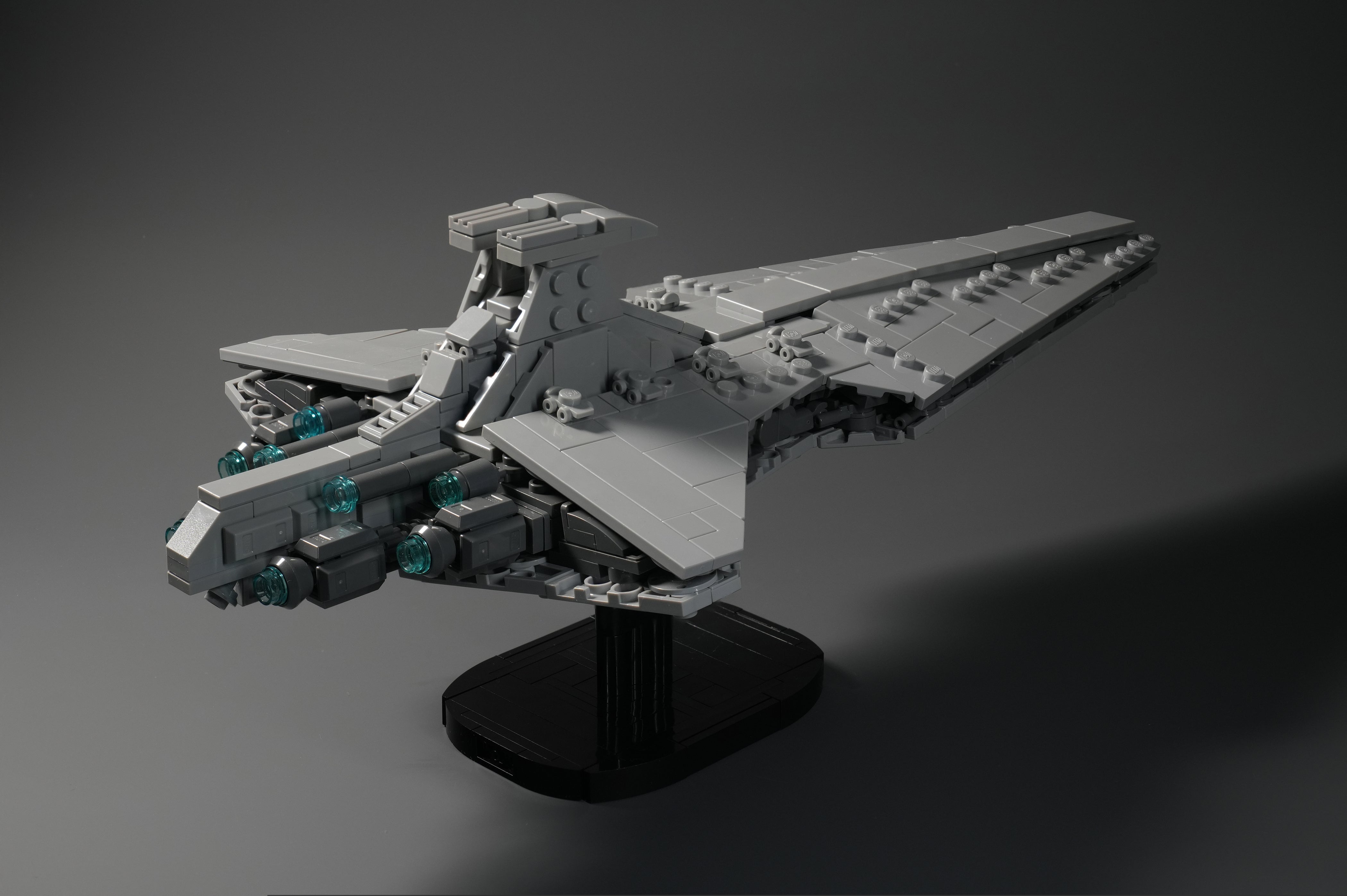Venator-Class Star Destroyer - Midi Scale — BrickVault