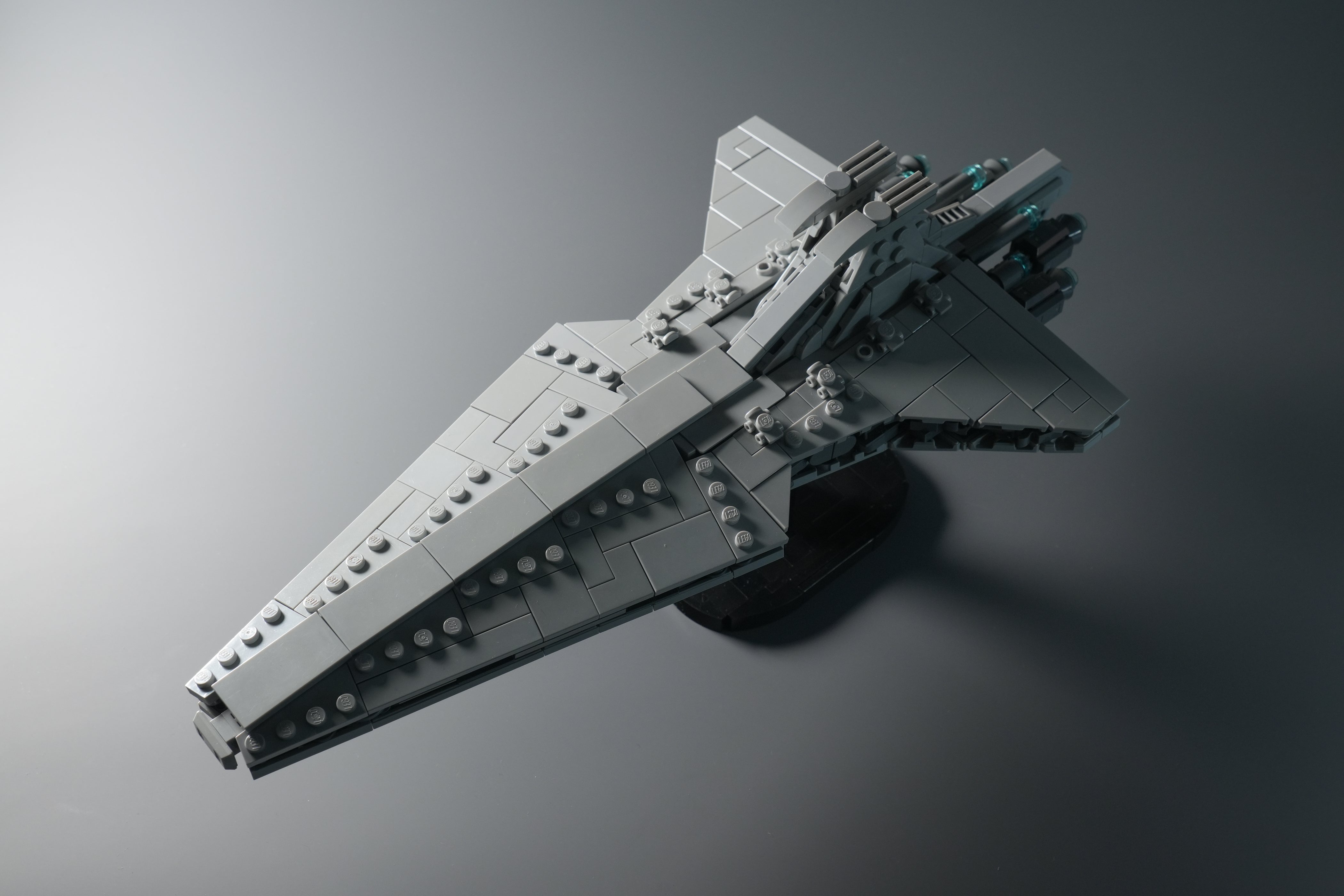 Venator-Class Star Destroyer - Midi Scale — BrickVault