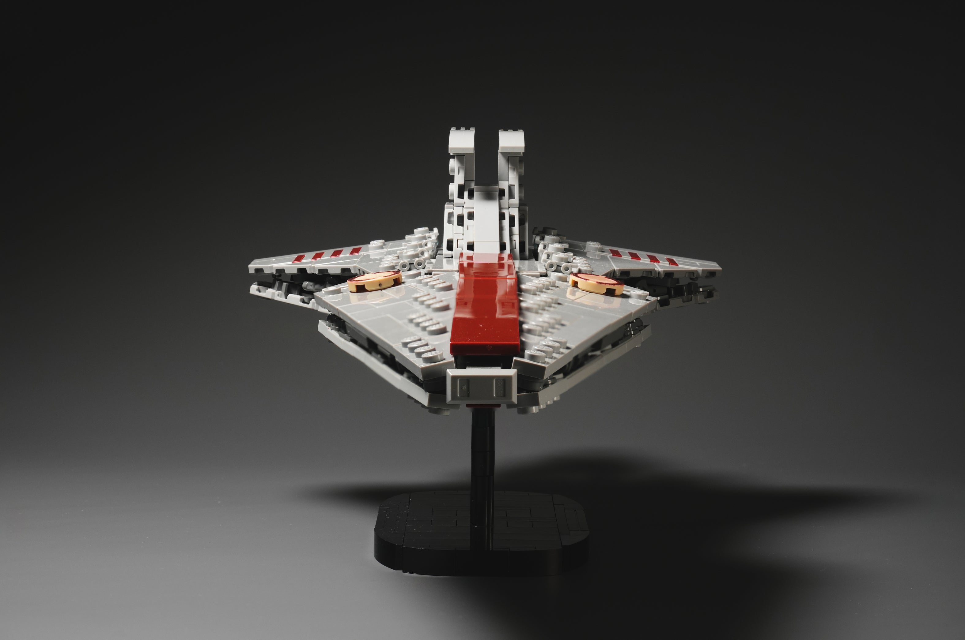 Venator-Class Star Destroyer - Midi Scale — BrickVault