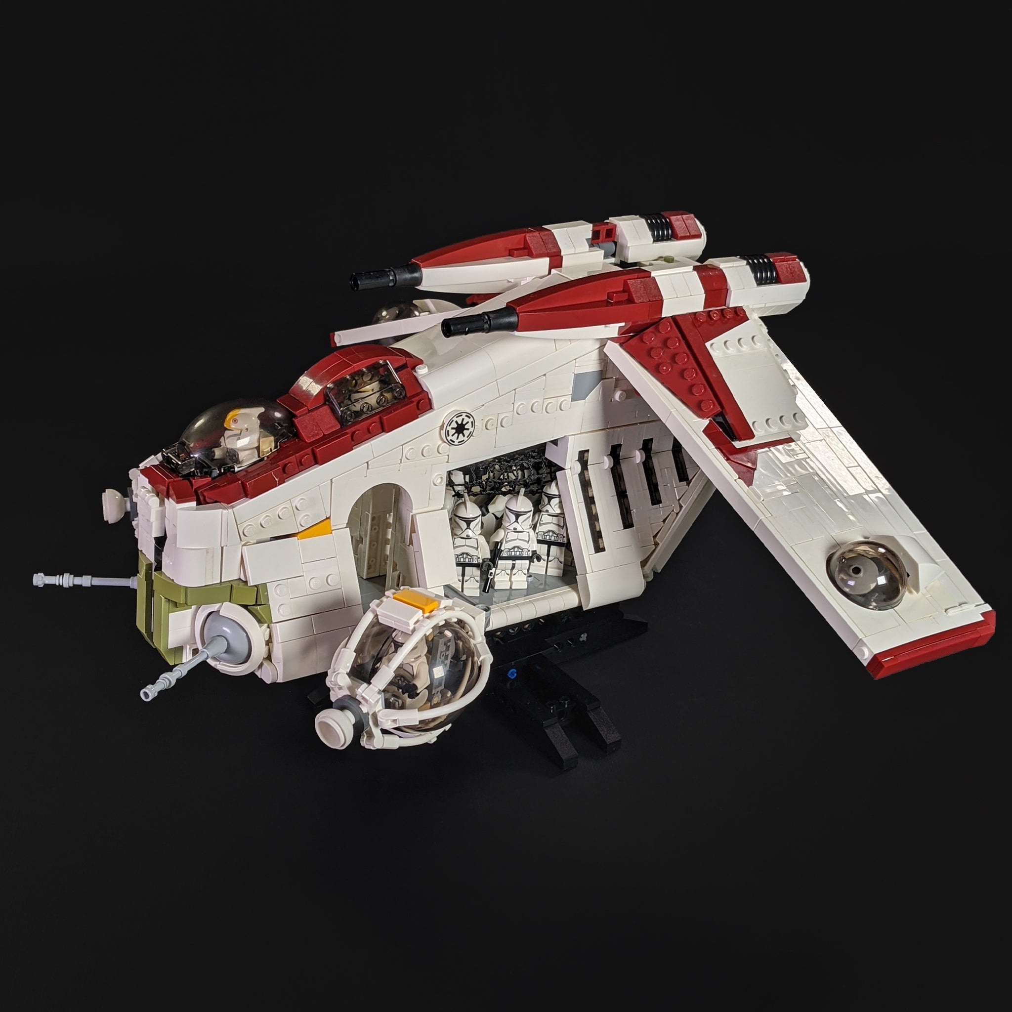 Republic Gunship - Minifig Scale (Episode 2/3) (Original Build ...