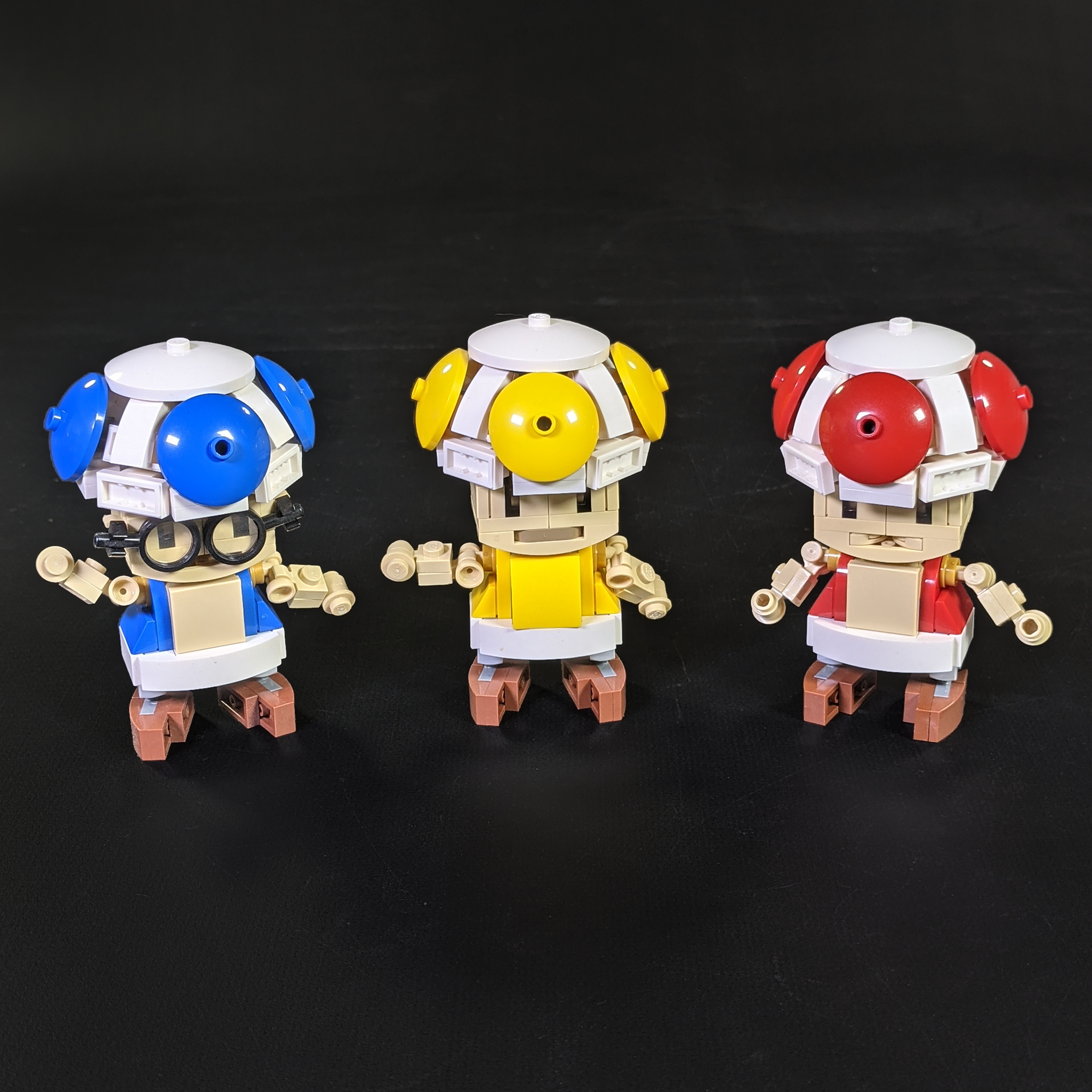Mario Bundle 1 - Mario, Luigi, Peachette, Nabbit, and Toads — BrickVault