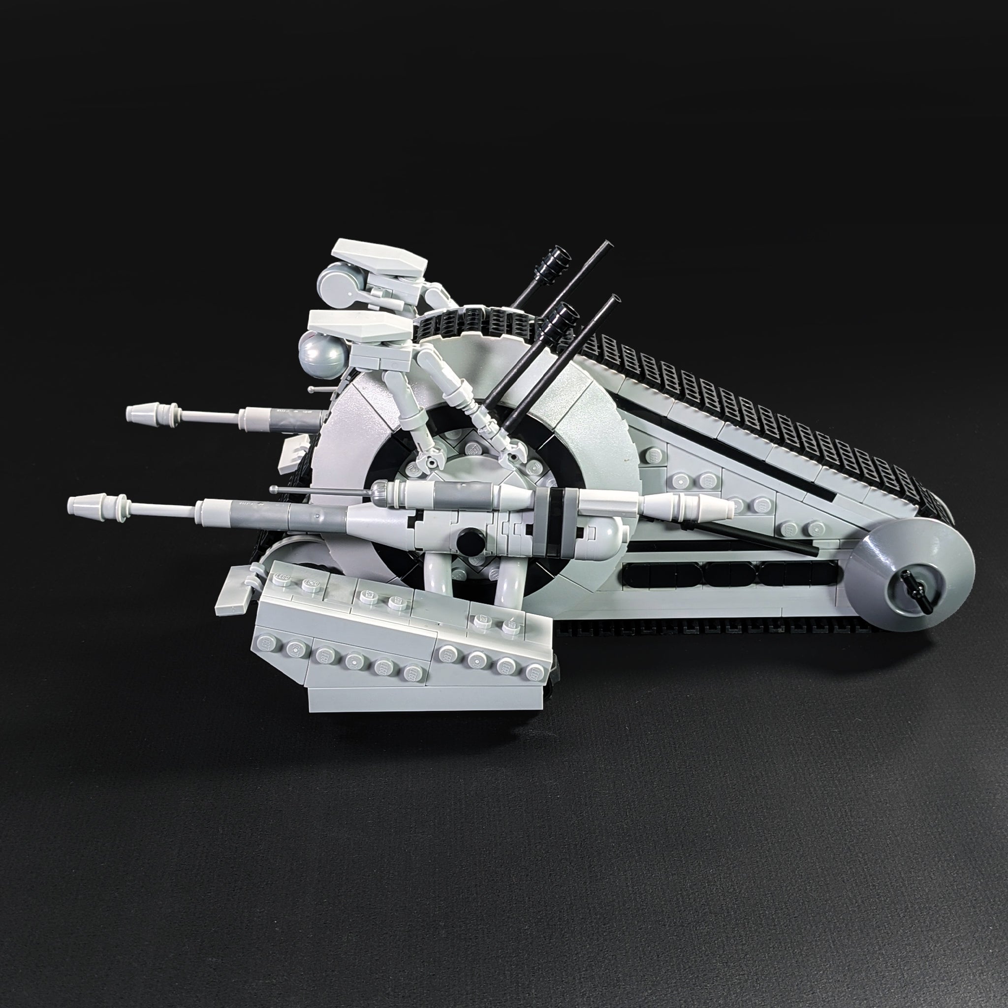 NR-N99 Tank Droid - Minifig Scale — BrickVault