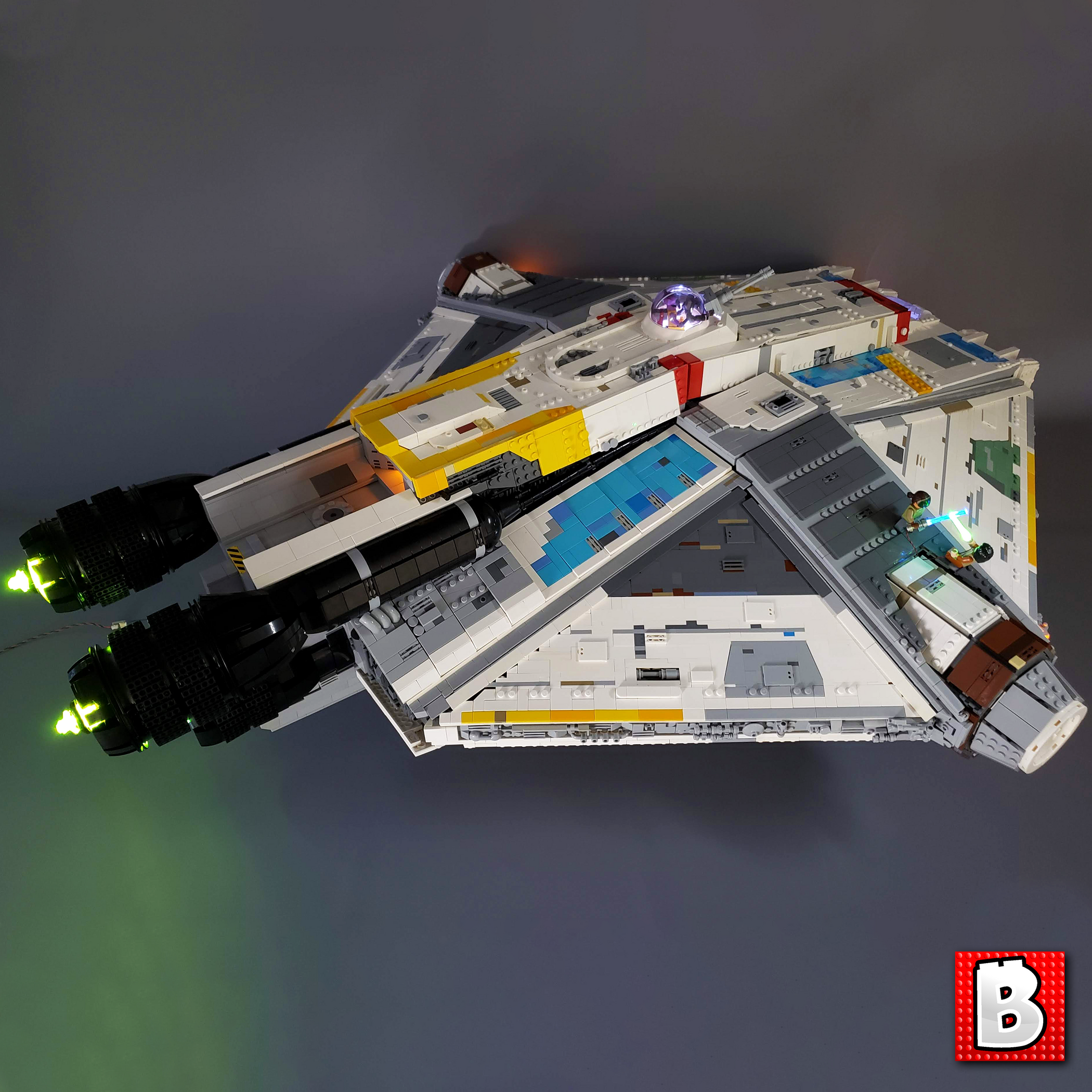 Ghost Corellian Transport UCCS - Minifig Scale — BrickVault