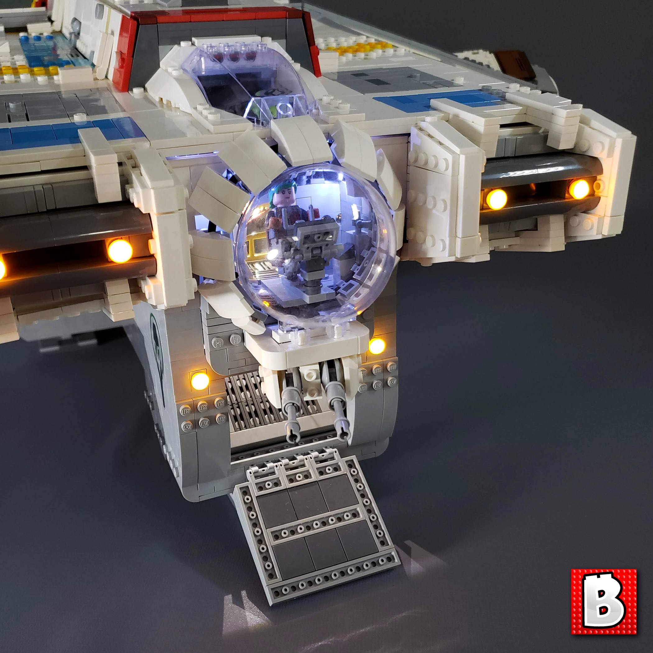 Ghost Corellian Transport UCCS - Minifig Scale — BrickVault
